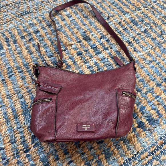 Fossil | Bags | Fossil Leather Shoulder Bag With Slouchy Design | Poshmark